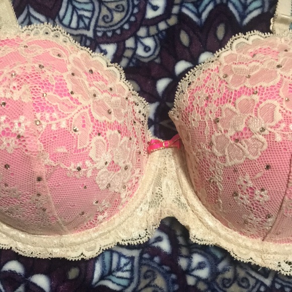 Victoria's Secret | Intimates & Sleepwear | Victorias Secret 32dd ...